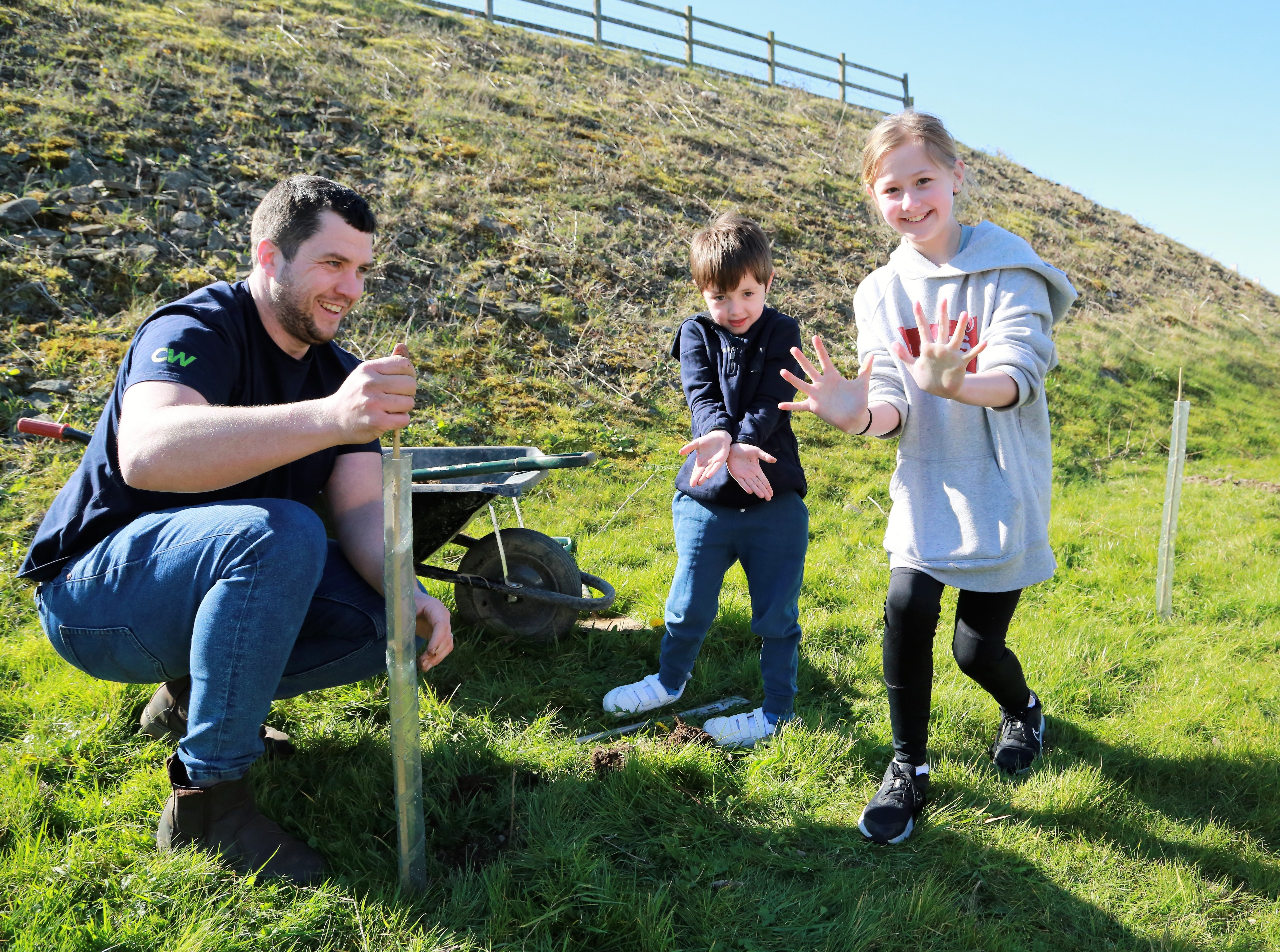 Community celebrates spring at Coed Darcy and Glan Llyn - Swansea Bay News