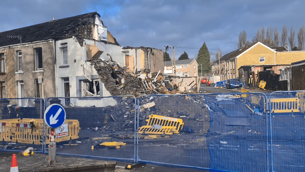 Morriston blast Community Support Point opens at local library ...