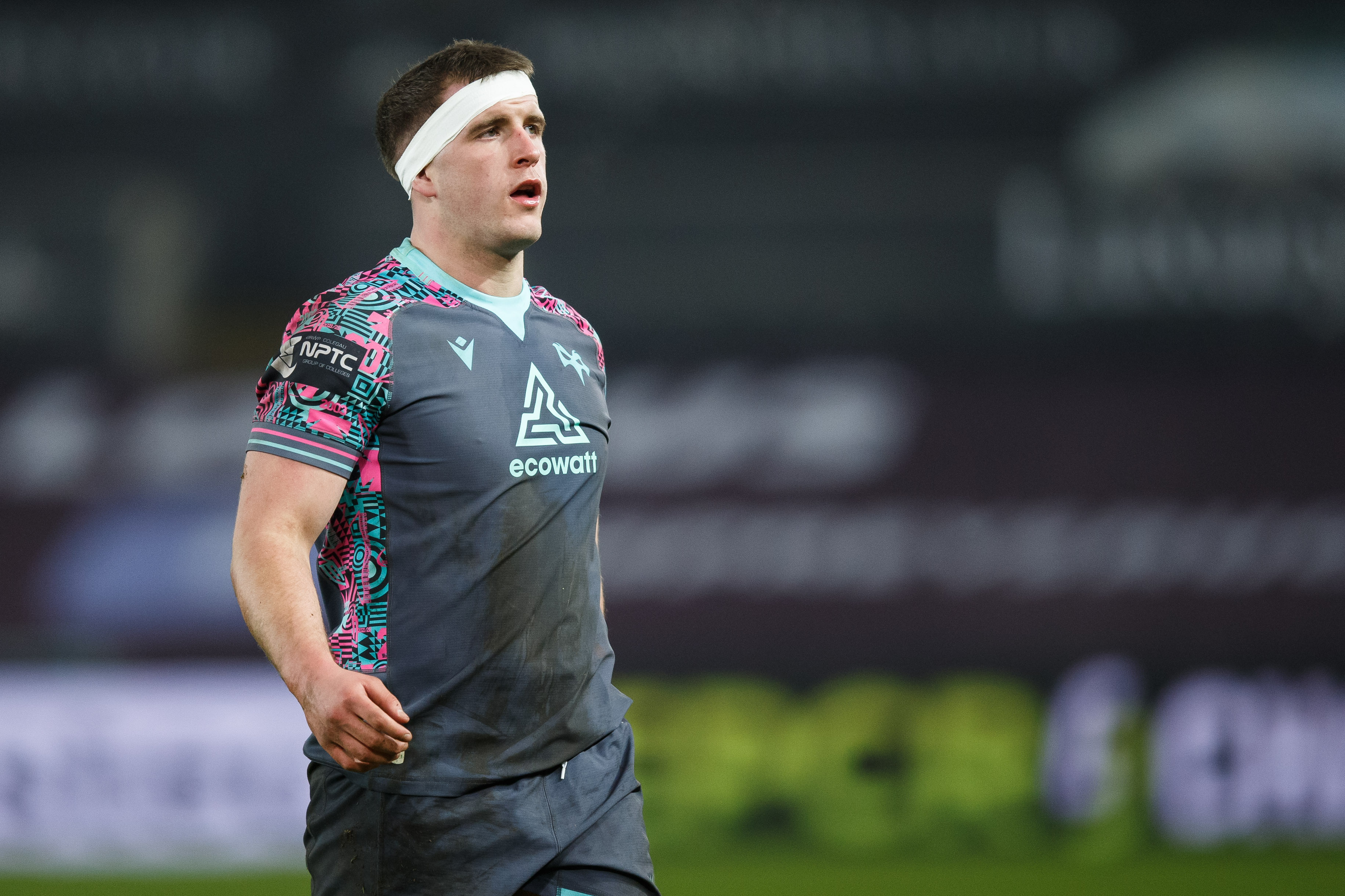 Beard, Thomas and Nagy all back for Ospreys URC Lions clash but ...
