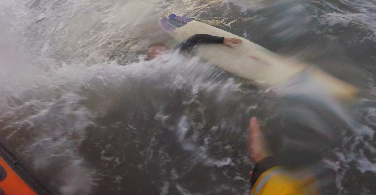 Dramatic video shows surfer rescued off Porthcawl as RNLI warn of rip ...