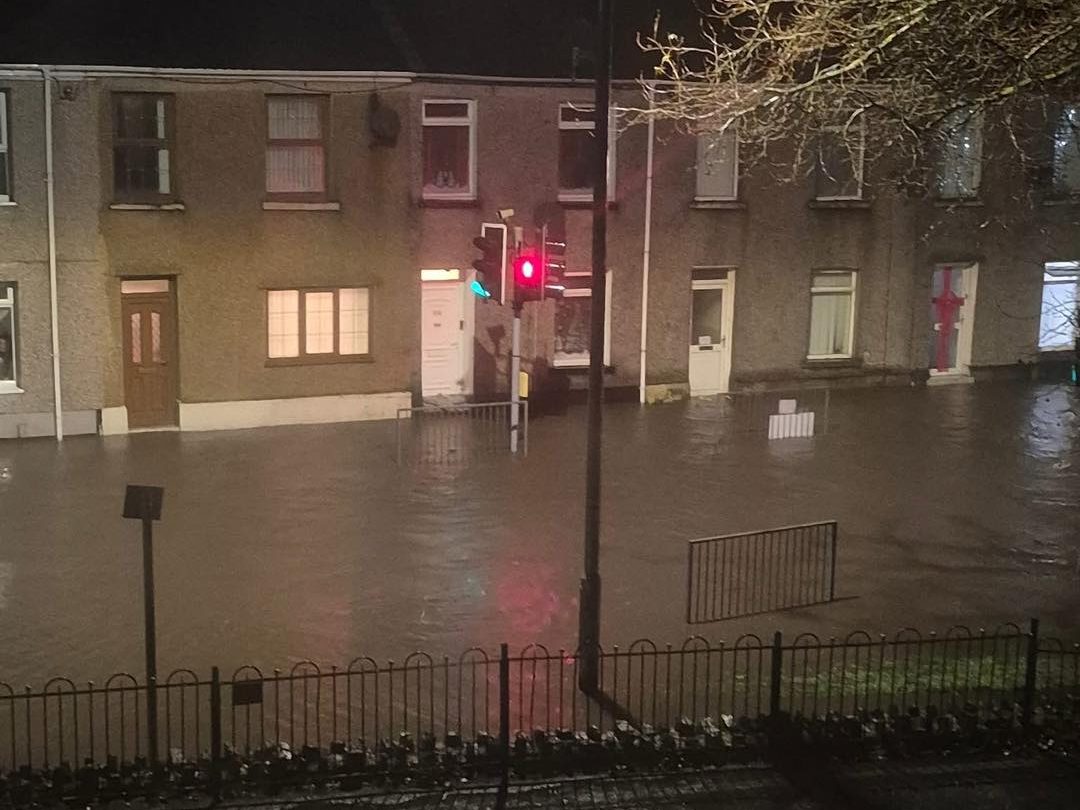 Briton Ferry homes hit by two-foot flood waves as amber alert turns ...