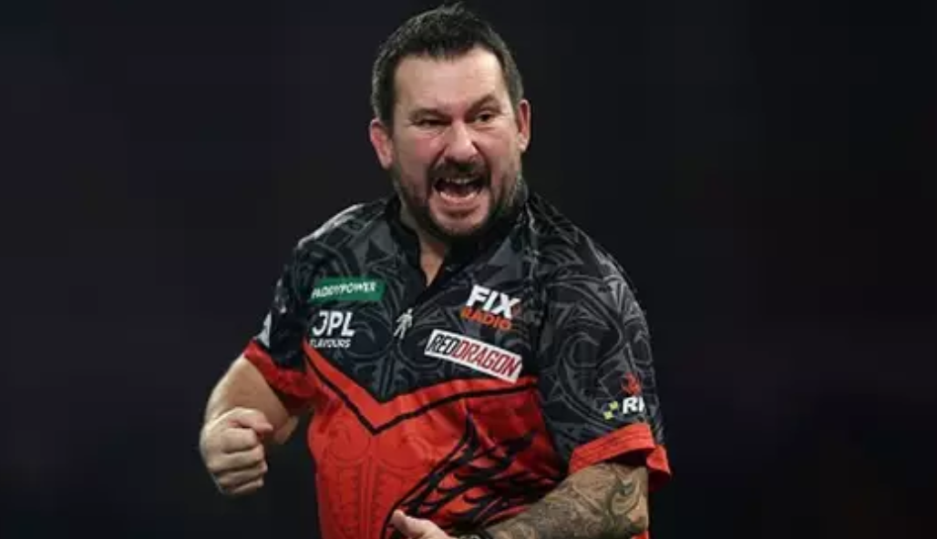 Clayton sees off Harrysson to move into PDC last-eight - Swansea Bay News