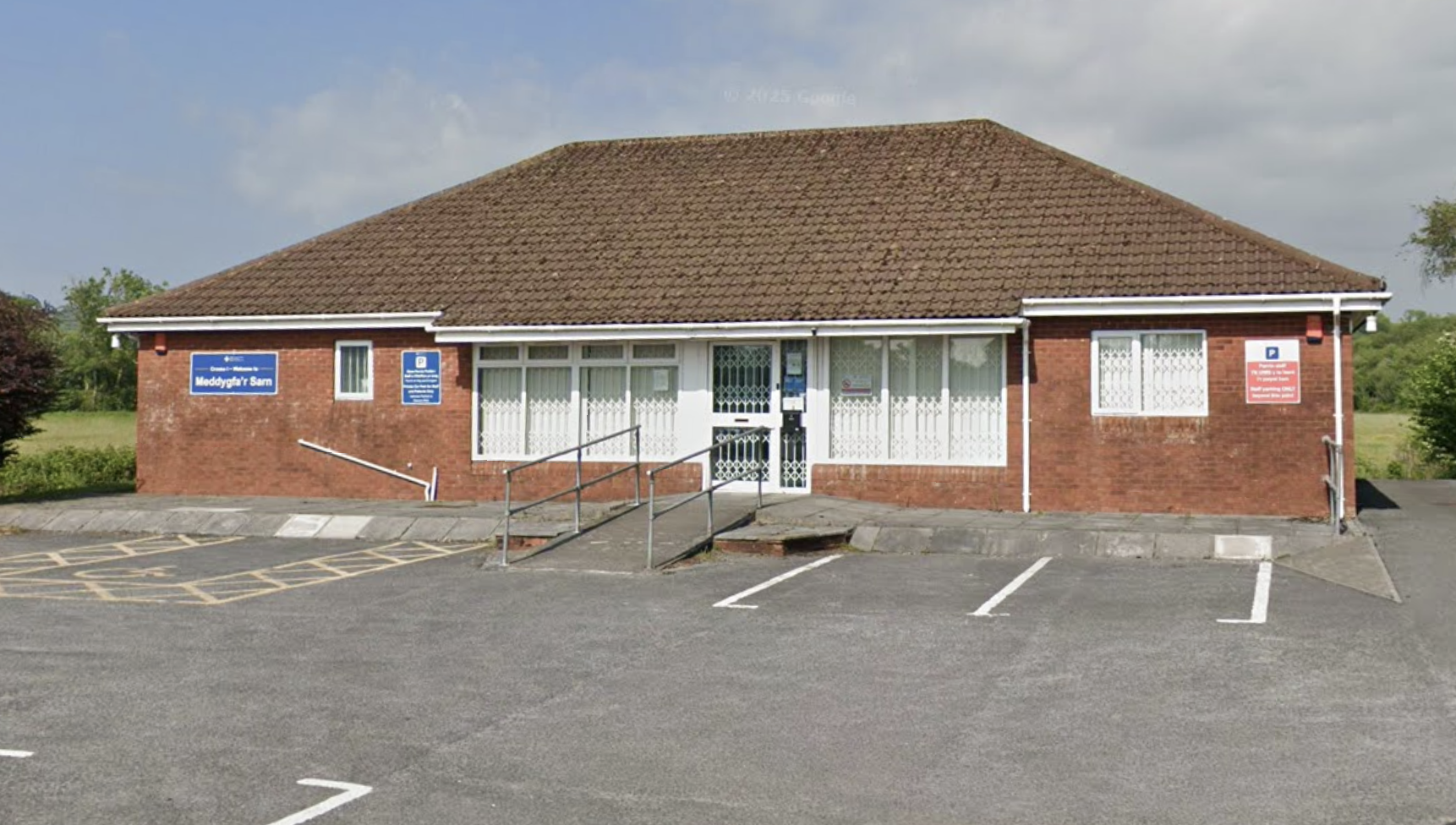 Councillors demand halt to Pontyates GP surgery closure plans as ...