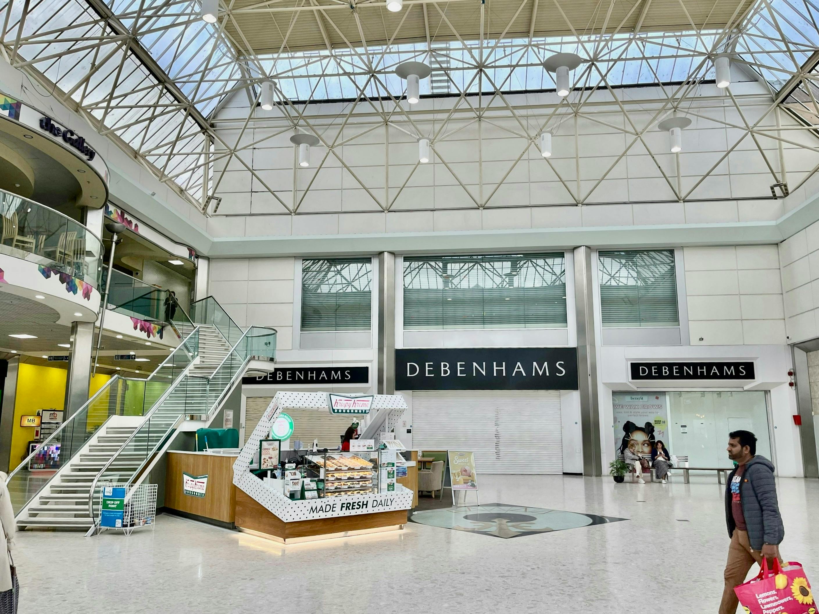 SWANSEA: Debenhams building sold to Quadrant owners as three major new ...
