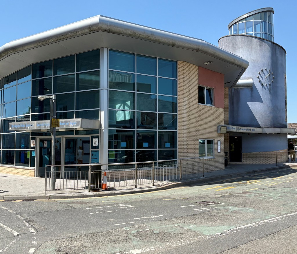 BRIDGEND: Work to begin on Bus Station clock tower - Swansea Bay News