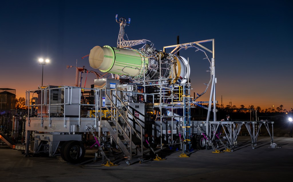 SWANSEA: University research helps power world-first hydrogen aero ...